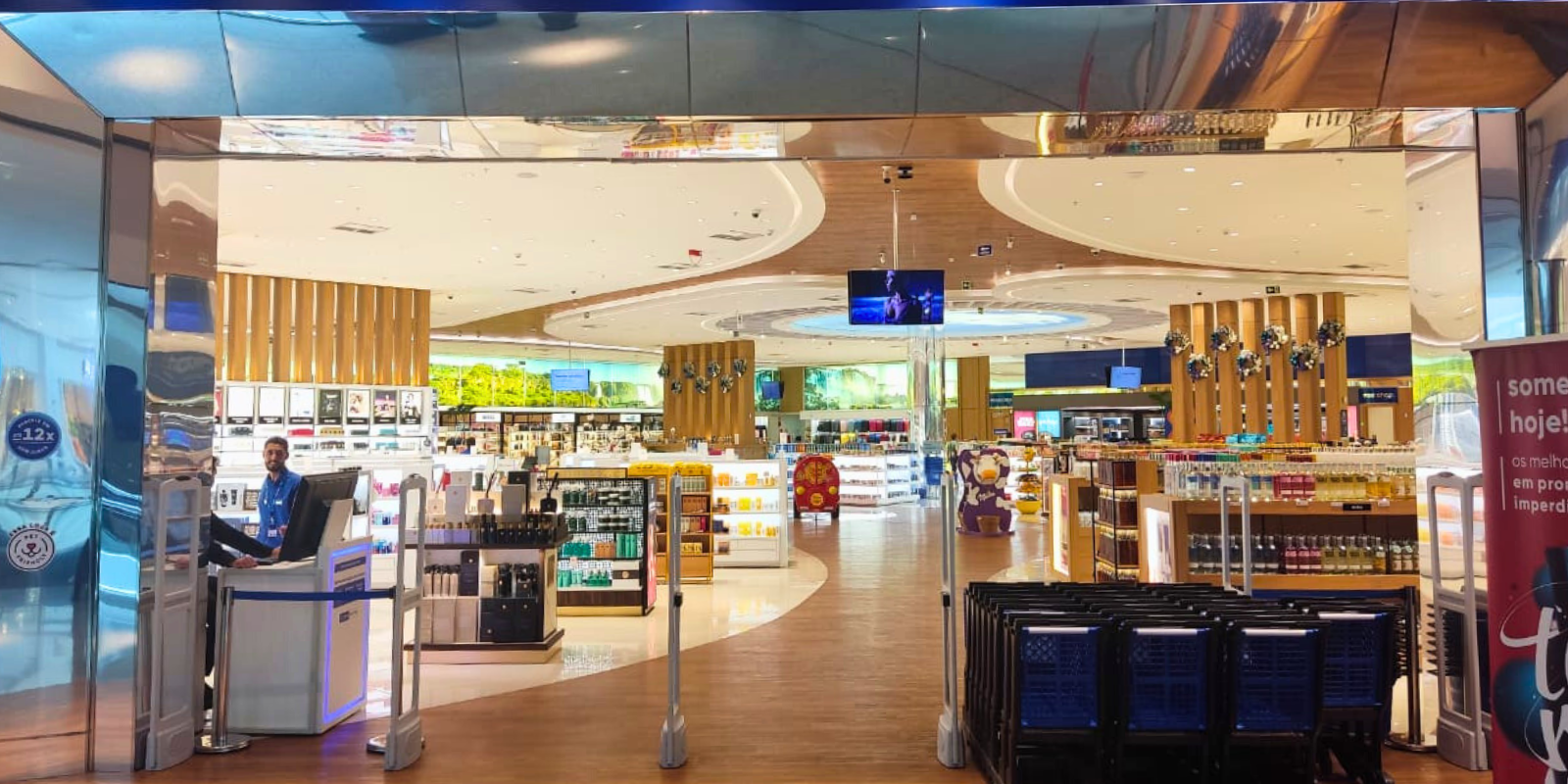 Free shops de Foz do Iguaçu faturam quase US$ 9 mi no primeiro semestre ...